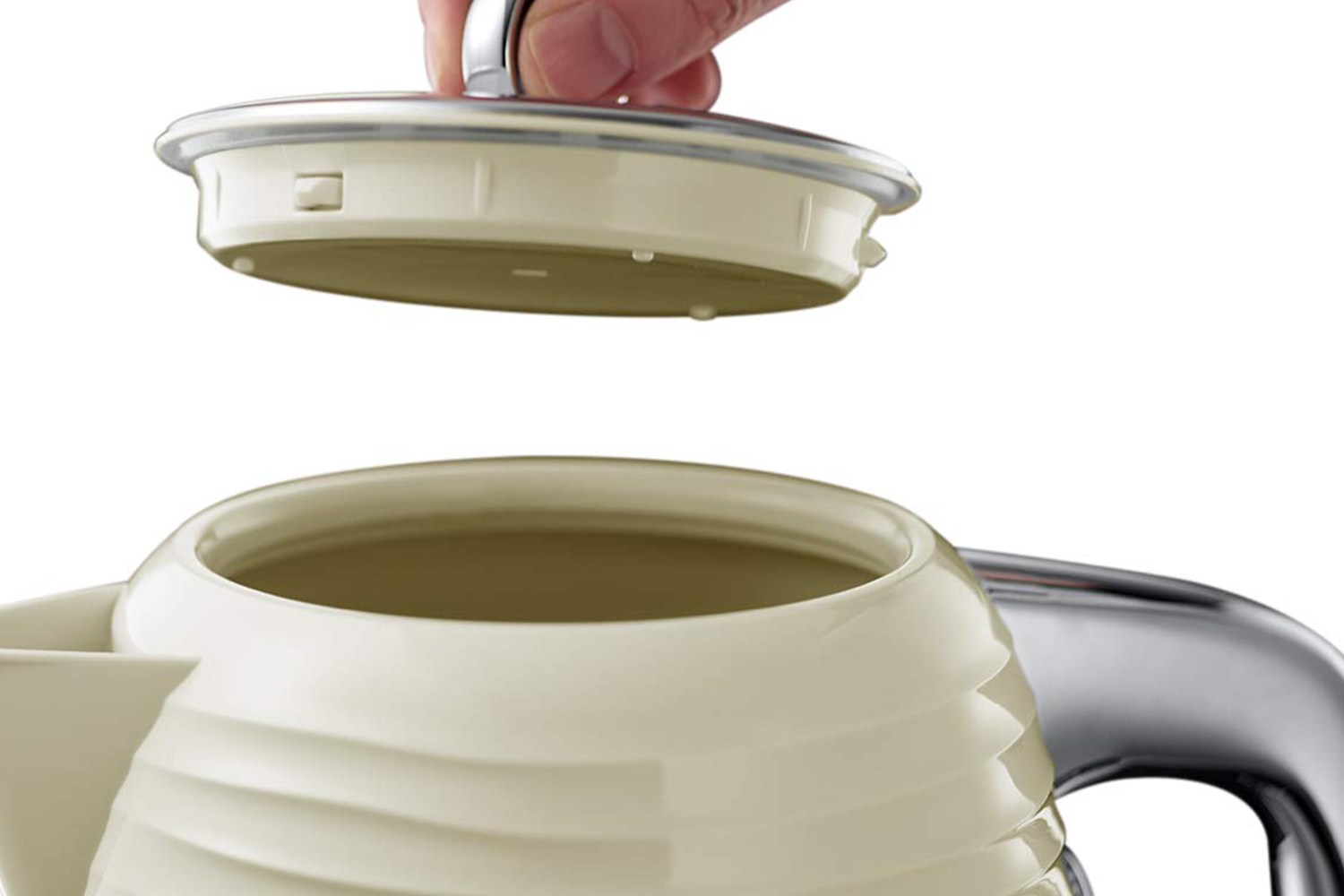 Cream coloured electric kettles store