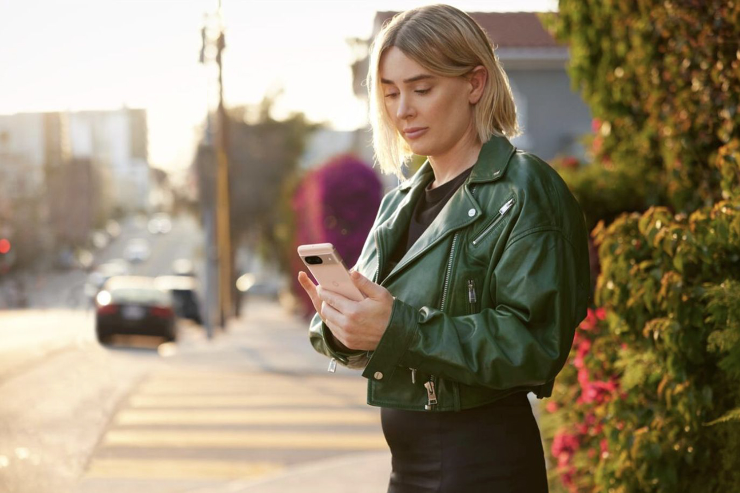 Mobile Phones | SIM Free Phones at Harvey Norman Ireland | Ireland